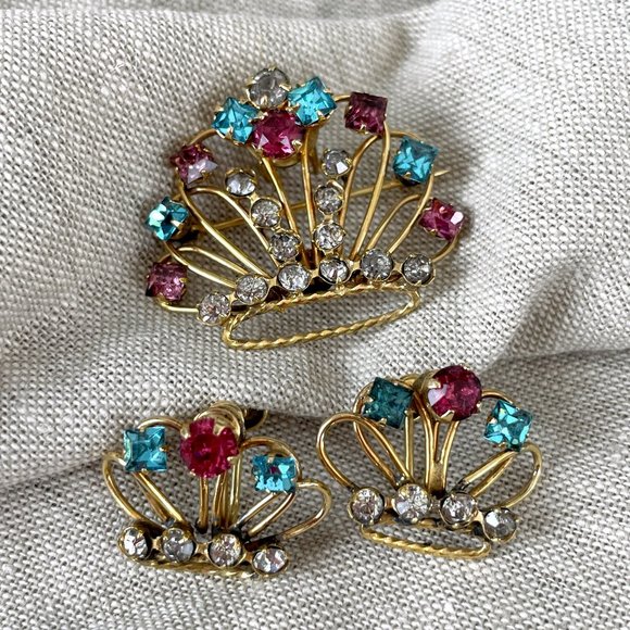 Vintage | Jewelry | Harry Iskin Crown Pin And Screw On Earring Set By ...
